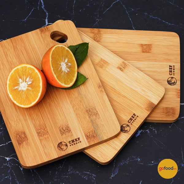 Thớt tre kháng khuẩn được làm 100% từ tre Việt Nam an toàn, tiện dụng